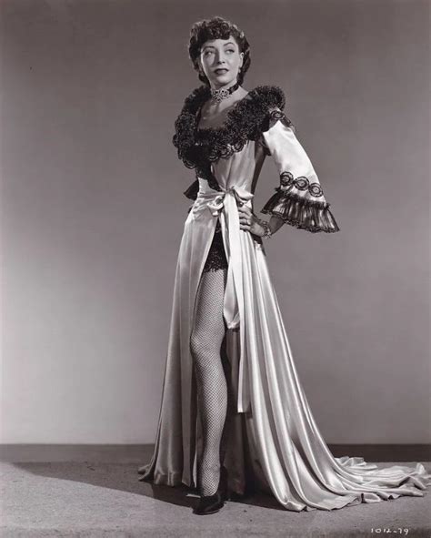 The ‘queen Of B Movies 40 Vintage Portraits Of Marie Windsor In The