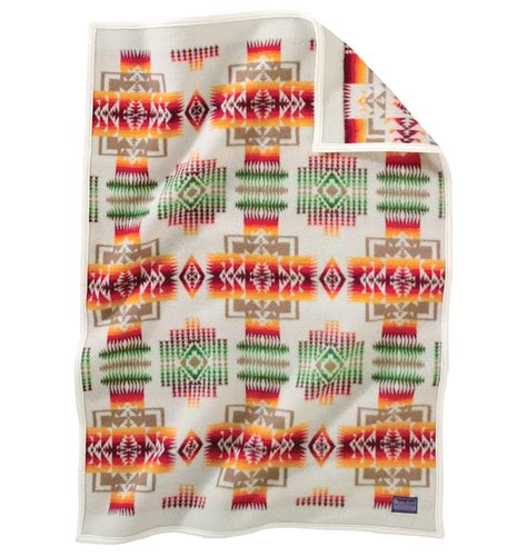 Pendleton Chief Joseph Jacquard Muchacho Blanket Ivory