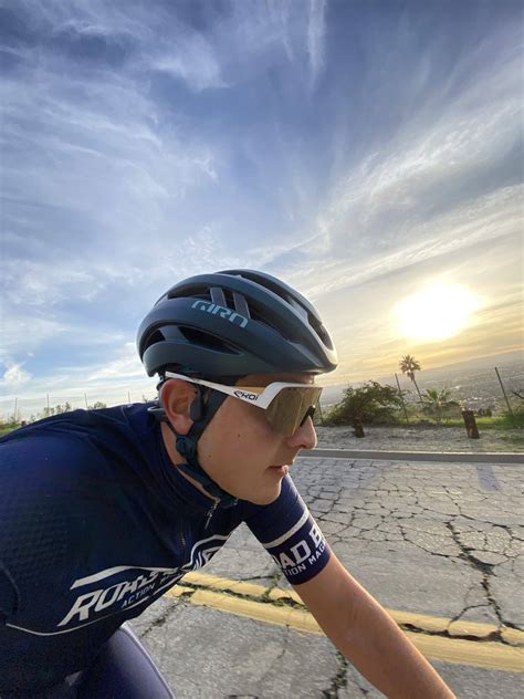 FIRST RIDE GIROS ALL NEW ARIES SPHERICAL Road Bike Action