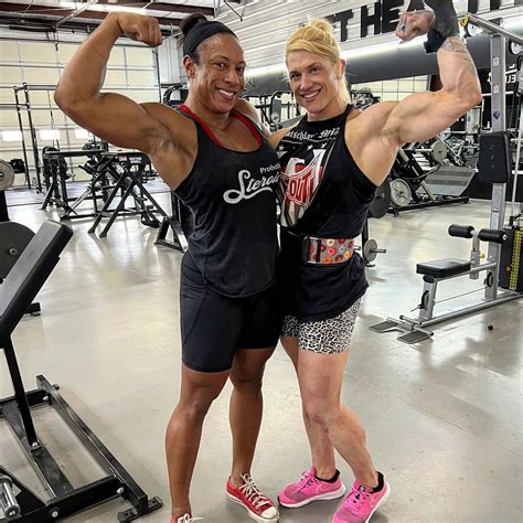 Asha Hadley Julia Fory R Bigarms