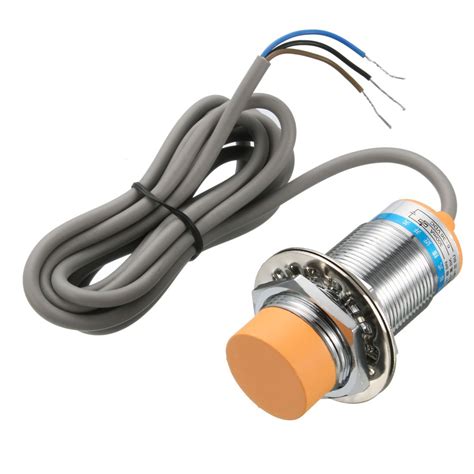 Uxcell 25mm Capacitance Proximity Sensor Switch Detector Npn No Dc 6 36v 300ma 3