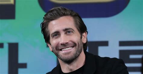 Jake Gyllenhaal Net Worth - From A Child Actor To One Of The Most ...