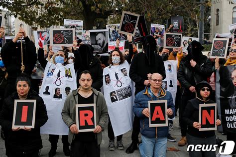 Wsj 이란인 이슬람 정권 소멸 원해시위로 정권 붕괴 가능한 이유