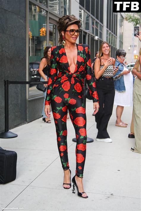 Lisa Rinna Nude The Fappening Photo Fappeningbook