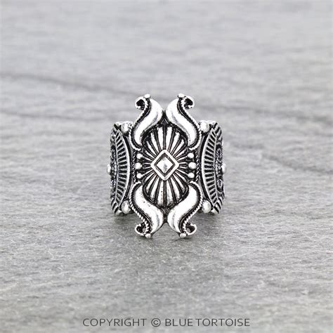 Western Vintage Texture Stretch Ring Bluetortoisewholesale