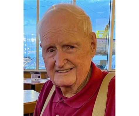 Daniel Macarthur Obituary 1930 2024 Oshkosh Wi Oshkosh Herald