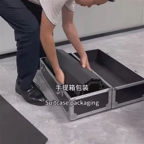 Indoor Led Roller Shutter Screen Flexible And Portable Display