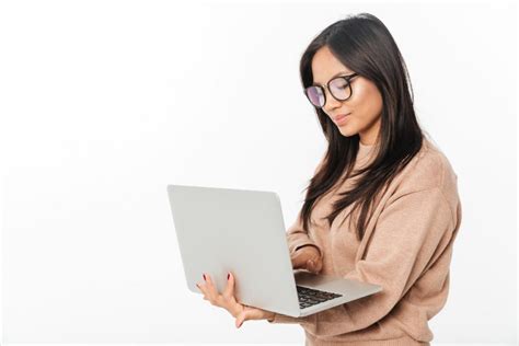 How Coding Bootcamps Are Opening Doors For Women In Tech