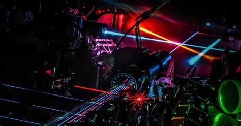 Quantum Computers Simulate Magnetism Beyond Classical Limits Quantum