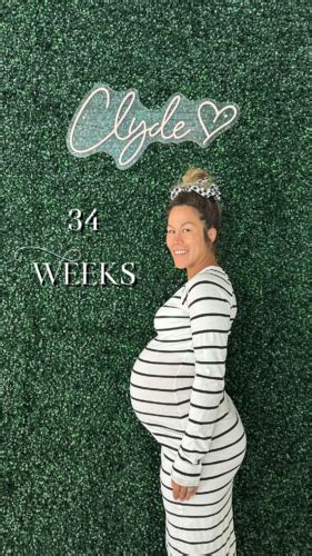 Pregnancy 34 Weeks Bump Update Diary Of A Fit Mommy
