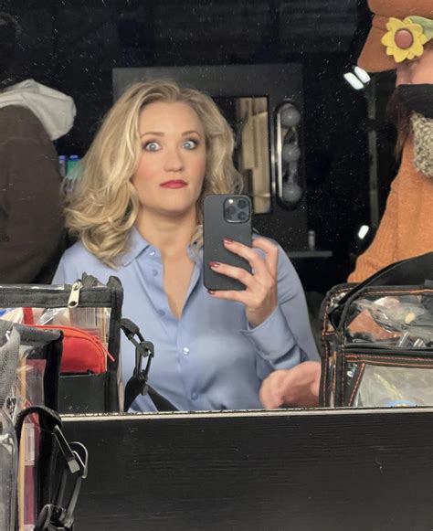 Emily Osment X Post From R Gentelmanboners R Emilyosment