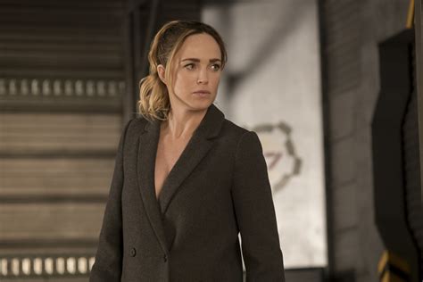 Caity Lotz In Legends Of Tomorrow Season 3 Wallpaperhd Tv Shows