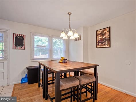 5115 Glassmanor Dr Oxon Hill Md 20745 Mls Mdpg607574 Redfin