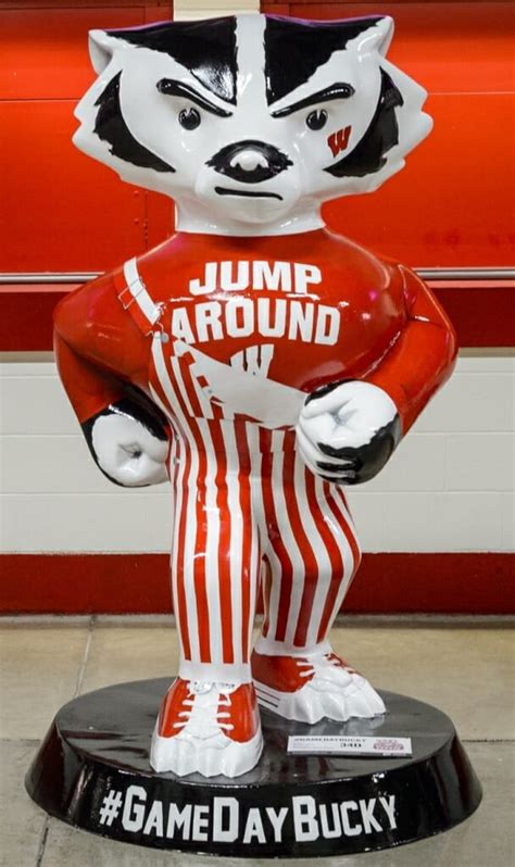 85 Different Bucky Statues To Be Unveiled To Kick Off ‘bucky On Parade