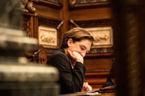 Ada Colau Critica E Impegnata Allo Stesso Tempo