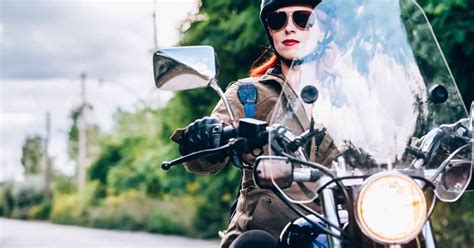 Do Motorcycle Wind Deflectors Work Explained