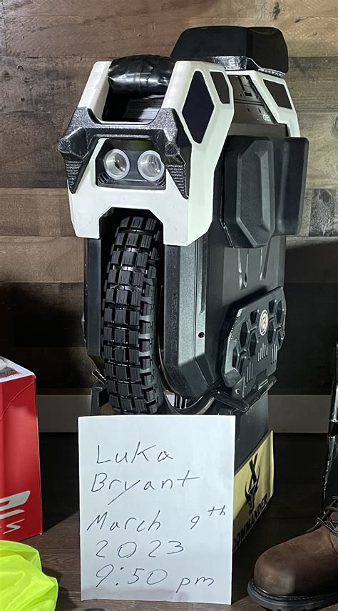 Begode Extreme Bull Commander Hs Only 1000 Miles Clark Bumpers Not Included Selling For 2000