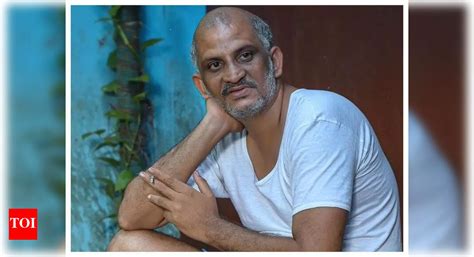 Actor Harish Pengan In Critical Condition At The Hospital Friends Appeal For Financial