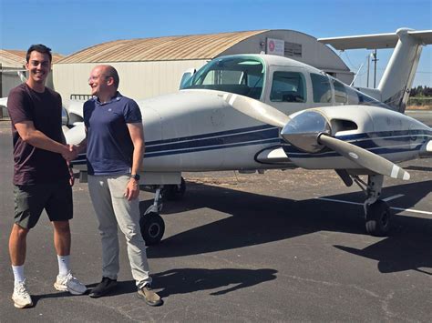 Flight School Vs Independent Instructor Why Flight Schools Are Better