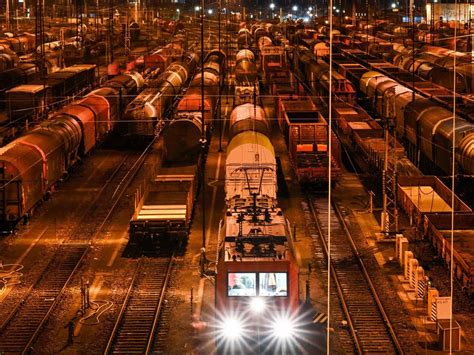 Германд машинчид ажил хаялт зарлажээ