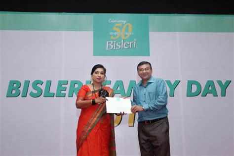 shreya sudhir on linkedin employeeoftheyear2019