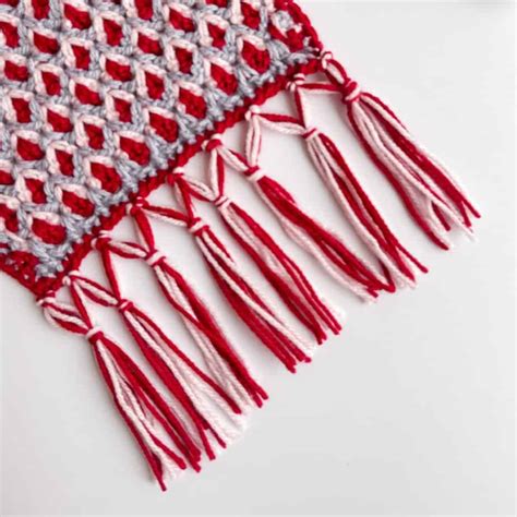 Crochet Fringe Edging Learn How To Add A Knotted Fringe