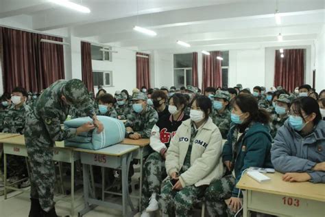 2022·军训进行时（二）——内务整理展风采，方寸之间显担当 化学工程学院