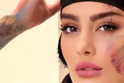 حجاب عجیب و متفاوت سحر قریشی با چفیه عربی عکس