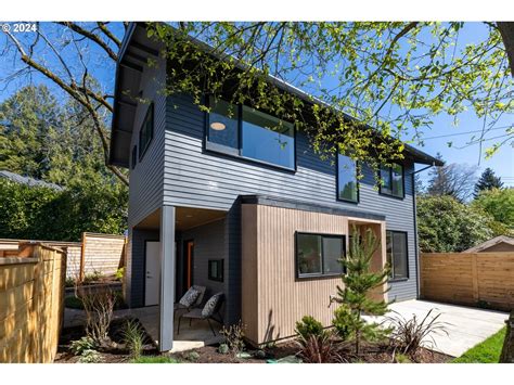 3590 Sw Patton Rd Unit C Portland Or 97221 Redfin