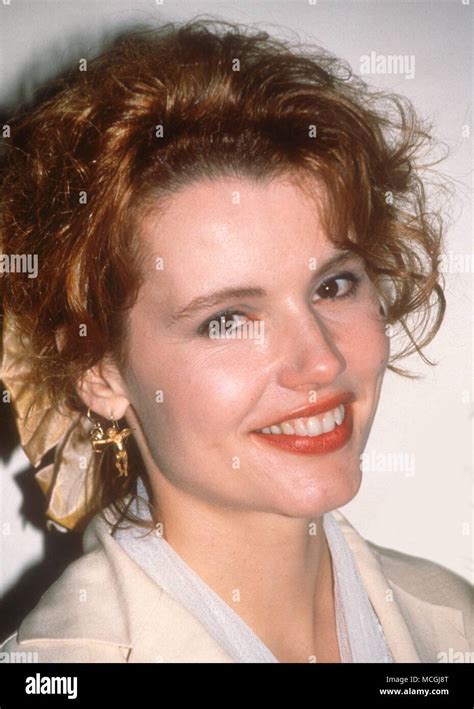 New York City Usa 16th Apr 2018 Gina Davis 1986 Photo By Adam