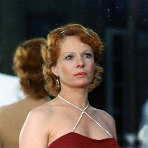 デルフィーヌ・セイリグ（delphine Seyrig）・・・美女落ち穂拾い230410 夜ごとの美女