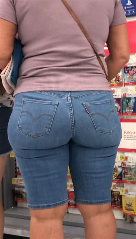 Now That Is A Natural Mature Pawg Cheeks Gripping Those Jean Shorts
