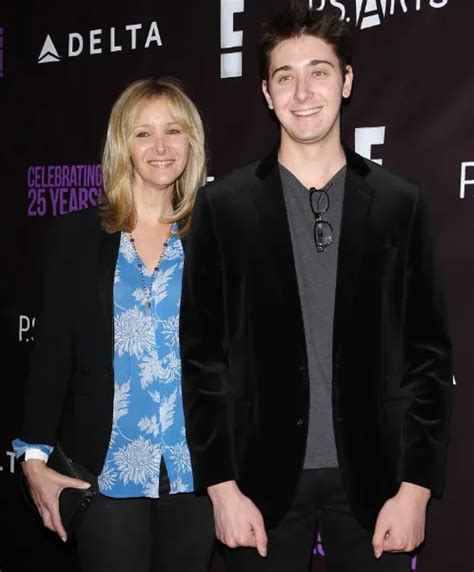 Lisa Kudrow Son Age Height Weight Career Net Worth And More