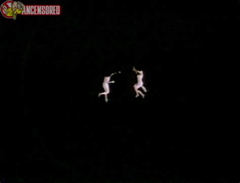 Victoria Principal Nue Dans The Naked Ape