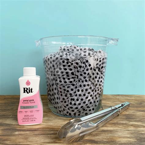 Over Dyeing A Print How To Dye A Print To Be Any Color Using Rit Dye