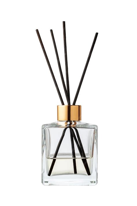 Premium Photo Aromatic Diffuser Bottle With Sticks Isolated On White