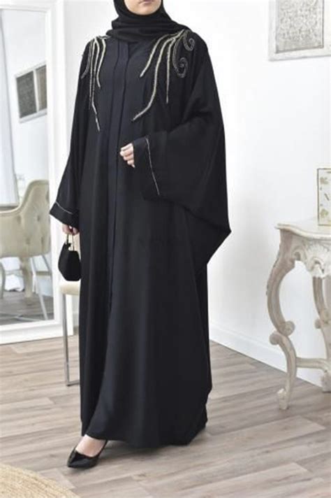Trending Abayas In Dubaial Maryum