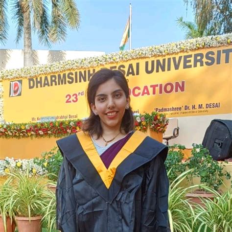 hetvi solanki on linkedin classof2023 graduation newbeginnings informationtechnology 14