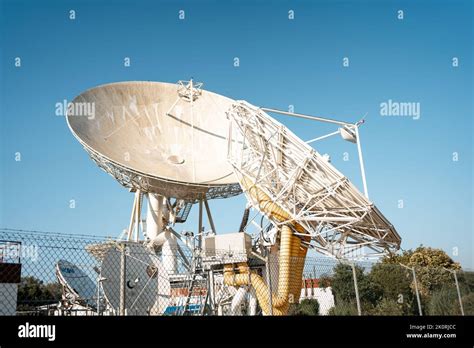 Earth Based Astronomical Radio Telescope Radio Telescopes Used In Science For Space Observation