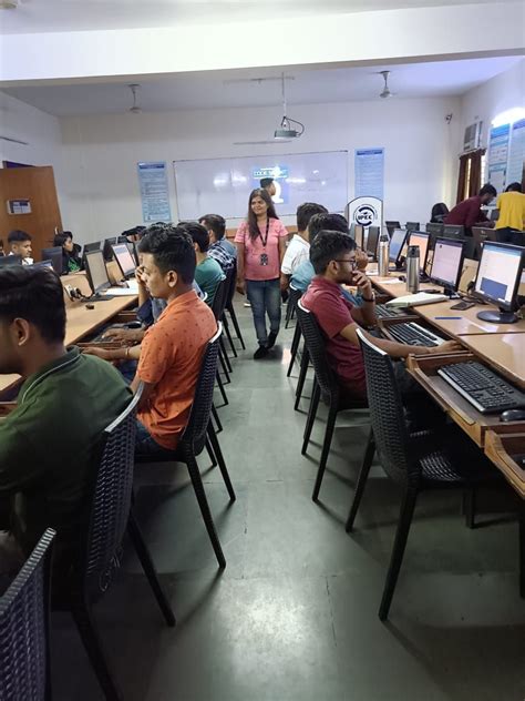 Supriya Srivastava On Linkedin Connections Share Experience