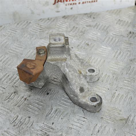 Кронштейн КПП Mazda 5 2005-2010 Крепление опора коробки переключения ...