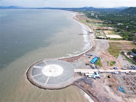 វឌ្ឍនៈភាពការសាងសង់រង្វង់មូលគយគន់ទេសភាព ក្នុងឆ្នេរតេជោសន្តិភាពកែប មានឆ្មេរប្រវែង ២៧០០ម៉ែត្រ