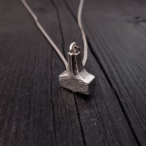 Silver Mjolnir Pendant