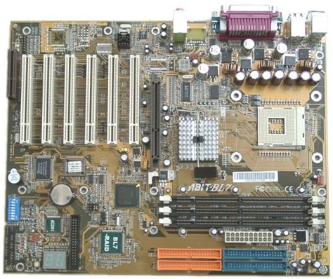 Системная плата Abit Bl7 Raid на базе чипсета I845