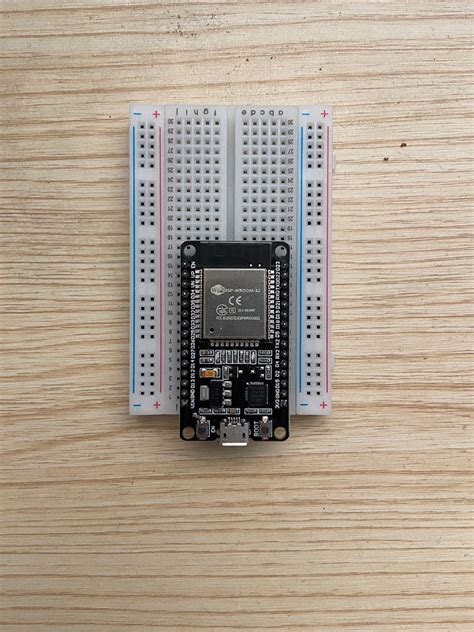 First Project Led Blink Esp32 Assalamualaikumm Gaisss Kenalin Aku