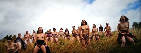 British Feminists Event Topless In The Highland Roentgen01 Pic