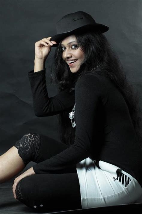 Actress Hd Gallery Divya Vishwanath Malayalam Serial Actresslatest Photoshoots