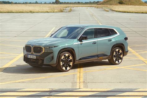 BMW XM: технические характеристики, поколения, фото | Комплектации и ...