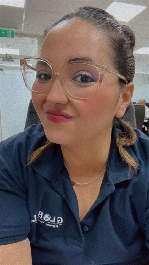 Samia Scarlett Chammas On Linkedin M Of Monday😬💙