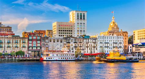 The Top 3 Historic And Beautiful Streets In Savannah Ga